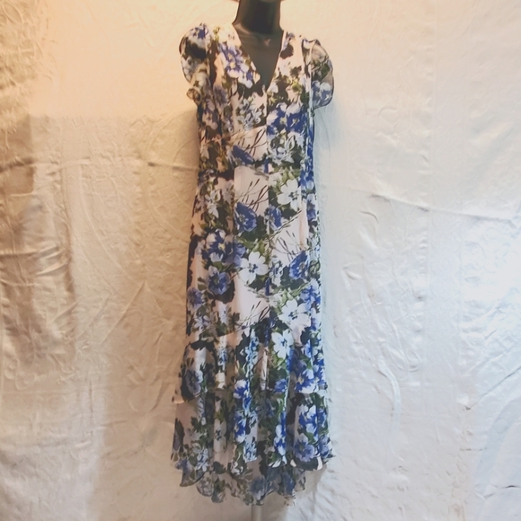 Tommy Hilfiger | Dresses | Pretty Floral Ruffley Midi Dress | Poshmark
